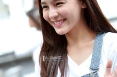 Aom-am是谁演的,Aom-am扮演者,浪漫满屋Aom-am_电视猫